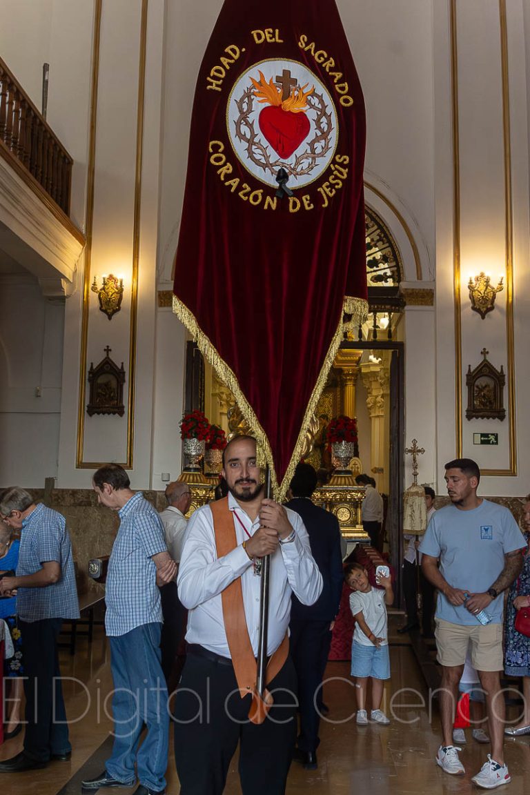Cuenca acompaña al Sagrado Corazón de Jesús en su procesión con mejoras ...